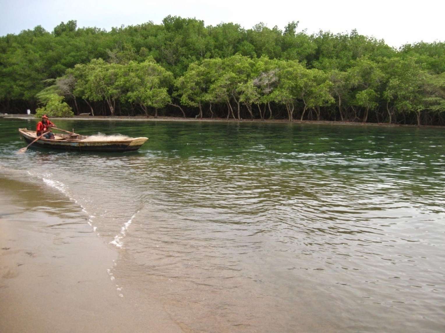 Borderwaters: Conversing with Fluidity at the Dominican Border ...